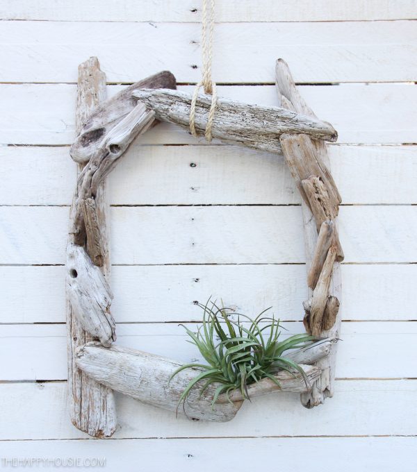 15 DIY Coastal Home Decor Ideas - Mindful of the Home