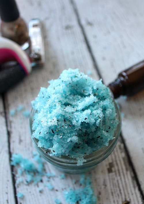 20 Things You Can DIY With Essential Oils - Mindful of the Home